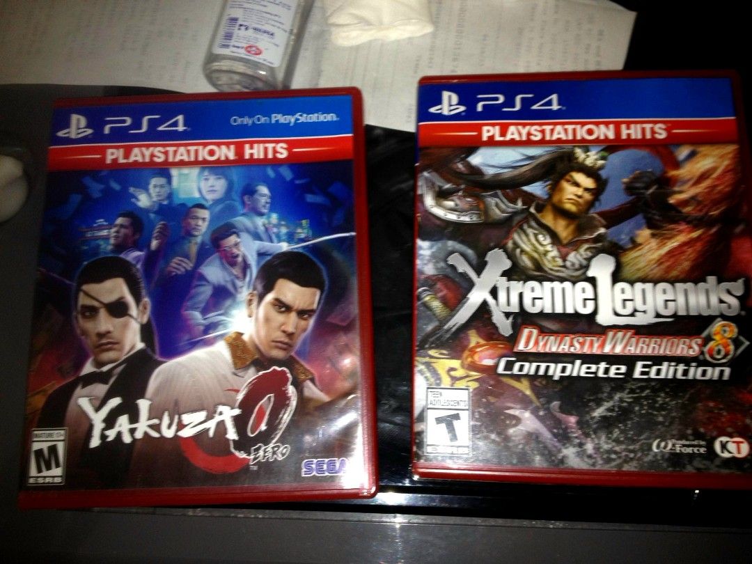 Japanese PS4 game bundle: Yakuza 0, Dynasty Warriors 8 XL (2 player ...