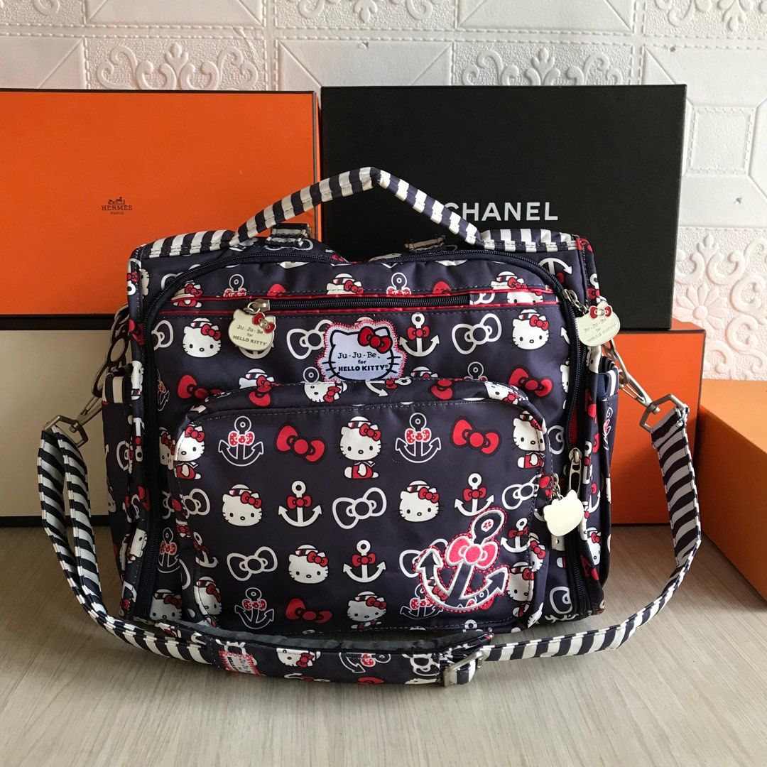 Jujube x Hello Kitty Diaper bag, Barang Mewah, Tas & Dompet di Carousell
