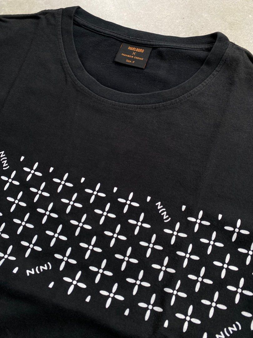 Kaos number nine x marlboro, Fesyen Pria, Pakaian , Atasan di Carousell