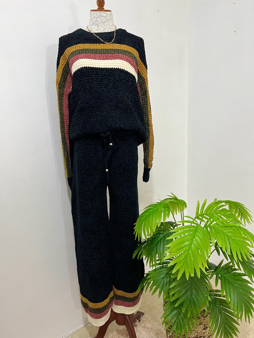 Knitted terno baguio outfit, Women's Fashion, Dresses & Sets, Sets or ...