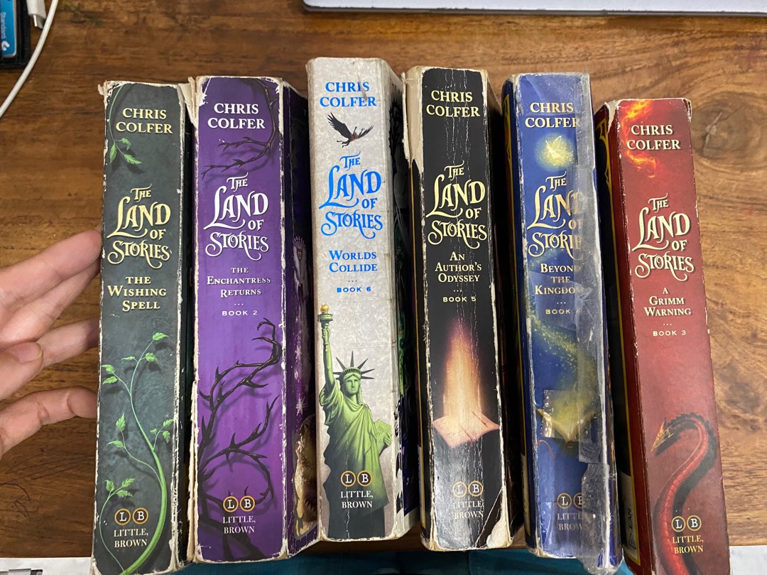 Land of stories beyond the kingdoms authors Odyssey enchantress returns ...