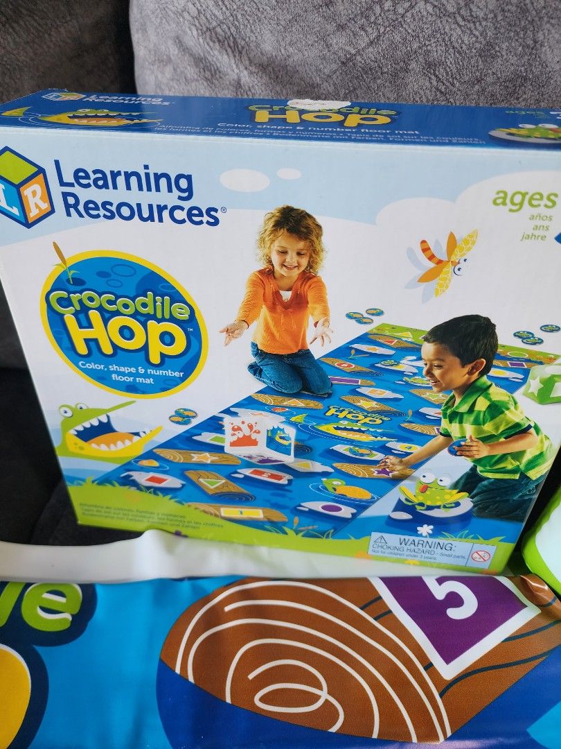 Learning Resources Crocodile Hop educational game on colours, shapes and numbers, Hobbies & Toys ...
