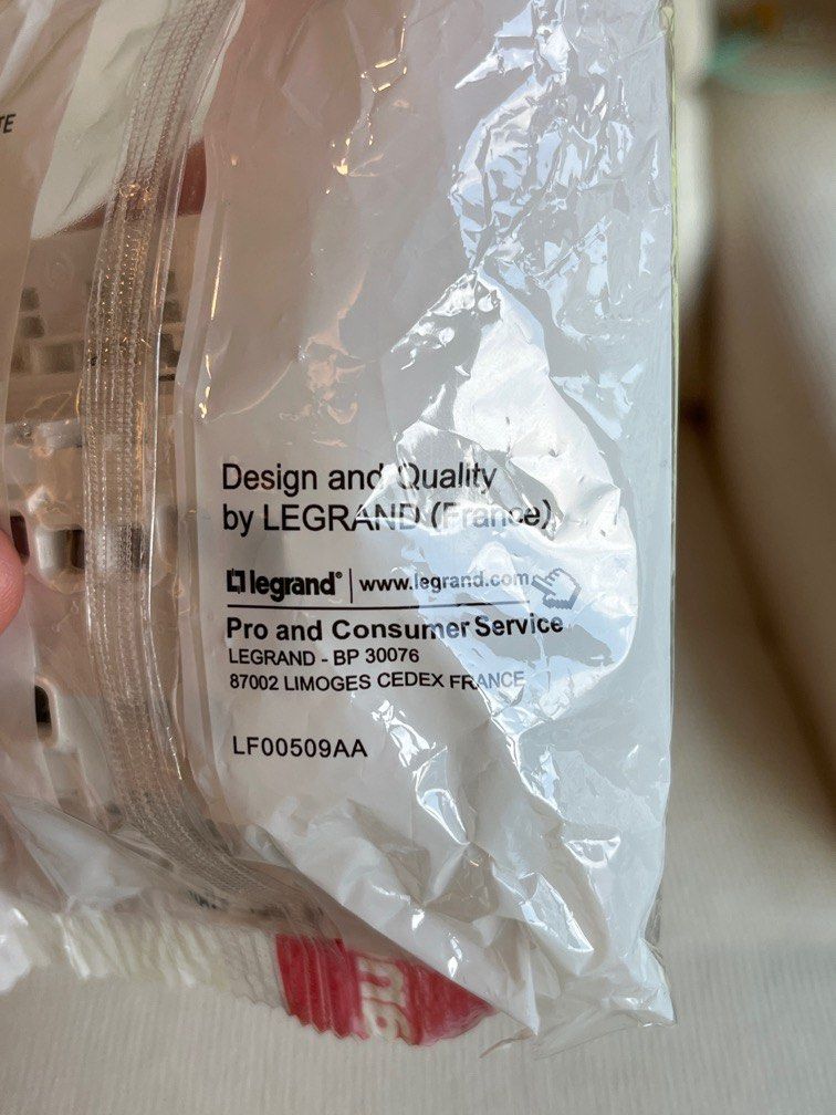 LEGRAND 4 gang 1 way switch, TV & Home Appliances, Electrical, Adaptors ...