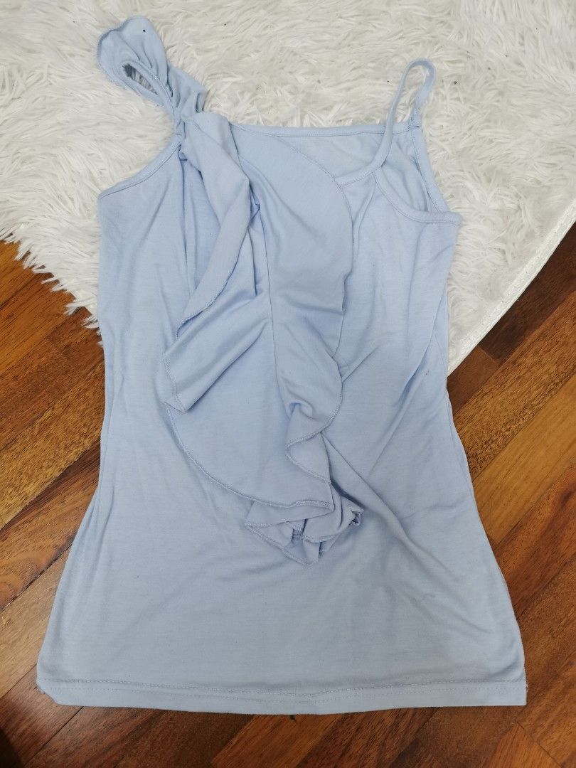 Light blue singlet forever21, Women's Fashion, Tops, Sleeveless on ...