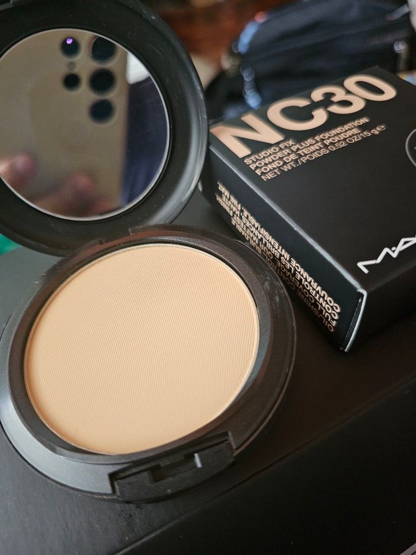 Mac Studio Fix Powder Plus Foundation NC30 on Carousell