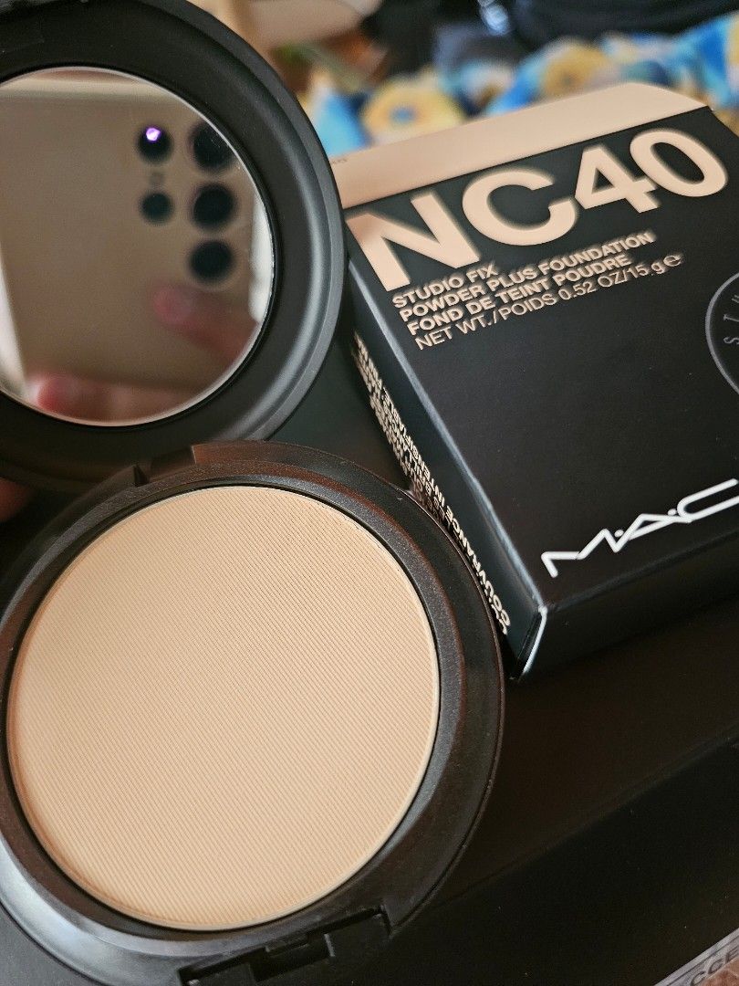 MAC Studio Fix Powder Plus Foundation NC40 on Carousell