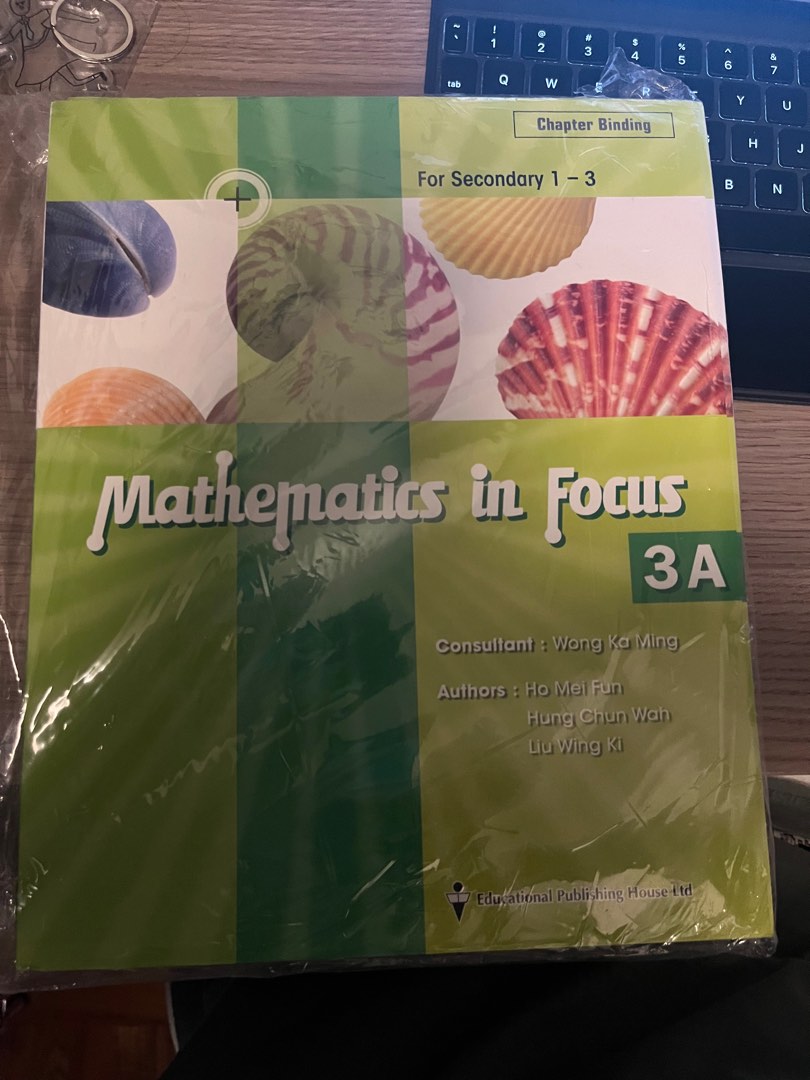 Mathematics in focus 3A 3B, 興趣及遊戲, 書本 & 文具, 教科書 - Carousell