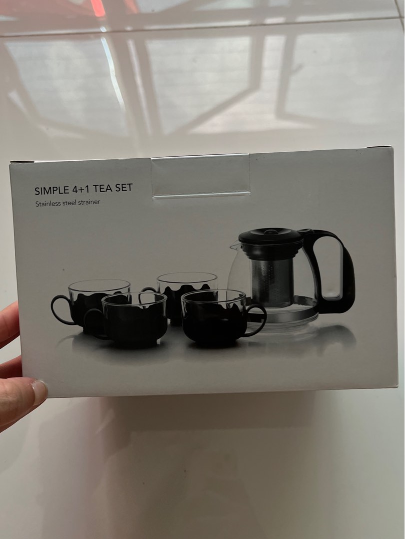 Miniso 4+1 tea set, Furniture & Home Living, Kitchenware & Tableware ...