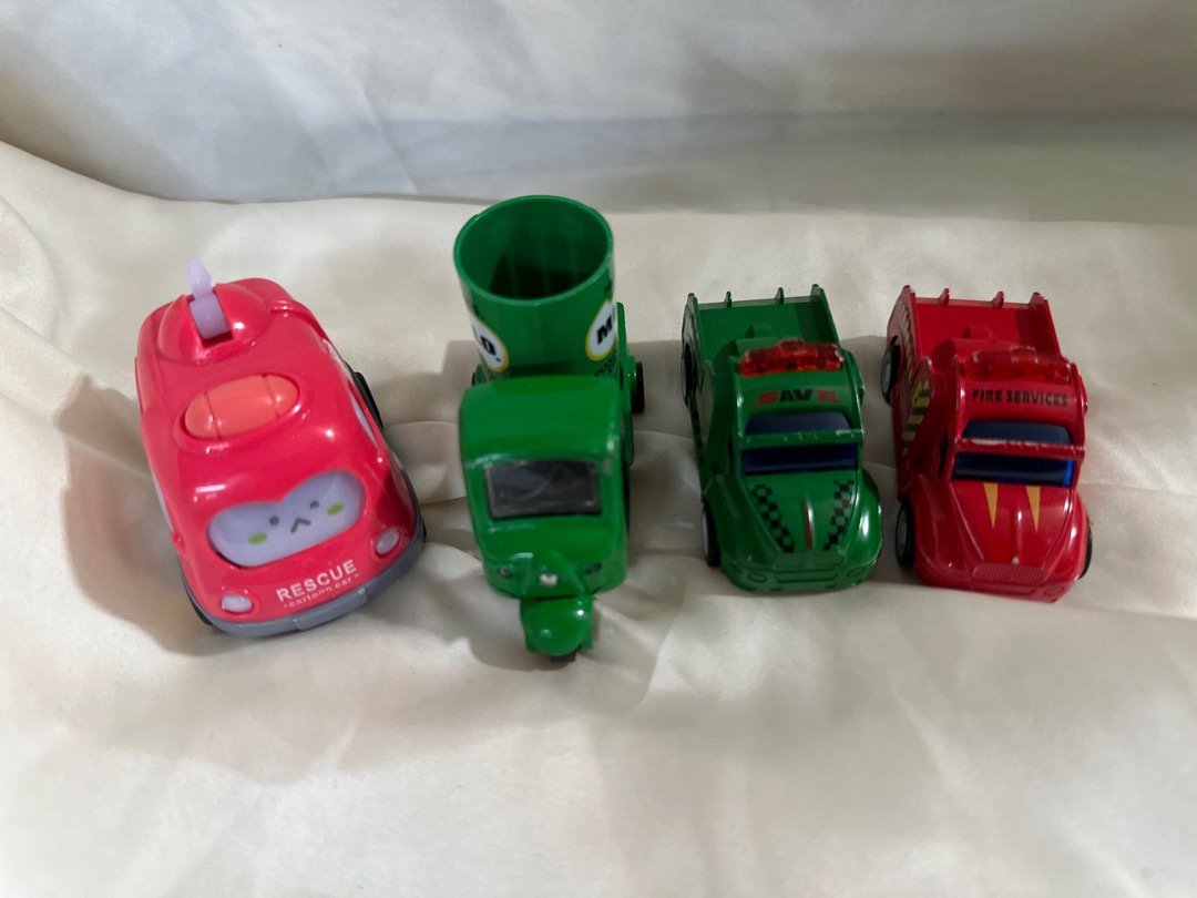 Mobil mobilan, Toys & Collectibles, Mainan di Carousell