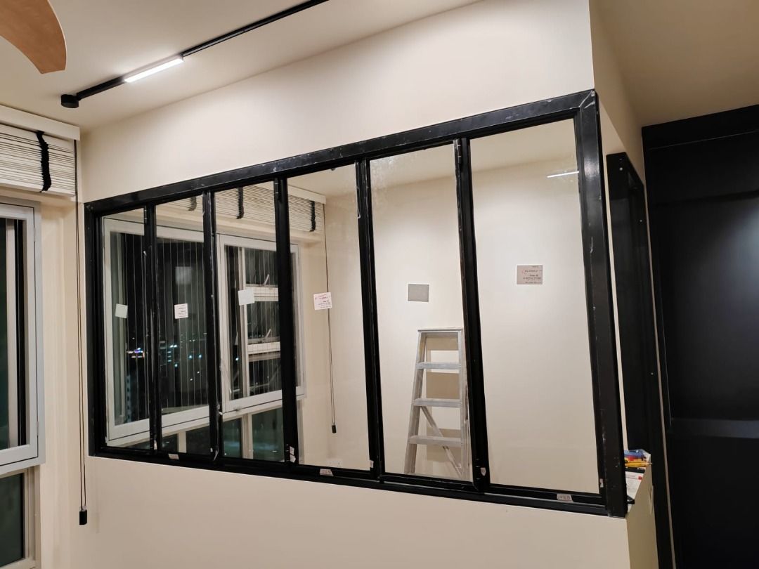 Modern Narrow Push/pull doors, folding doors, barn doors, panoramic ...