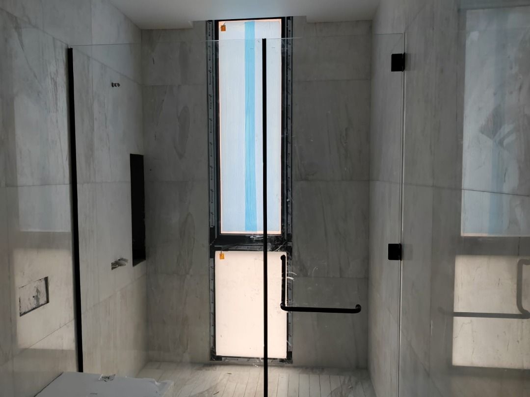 Modern Narrow Push/pull doors, folding doors, barn doors, panoramic ...