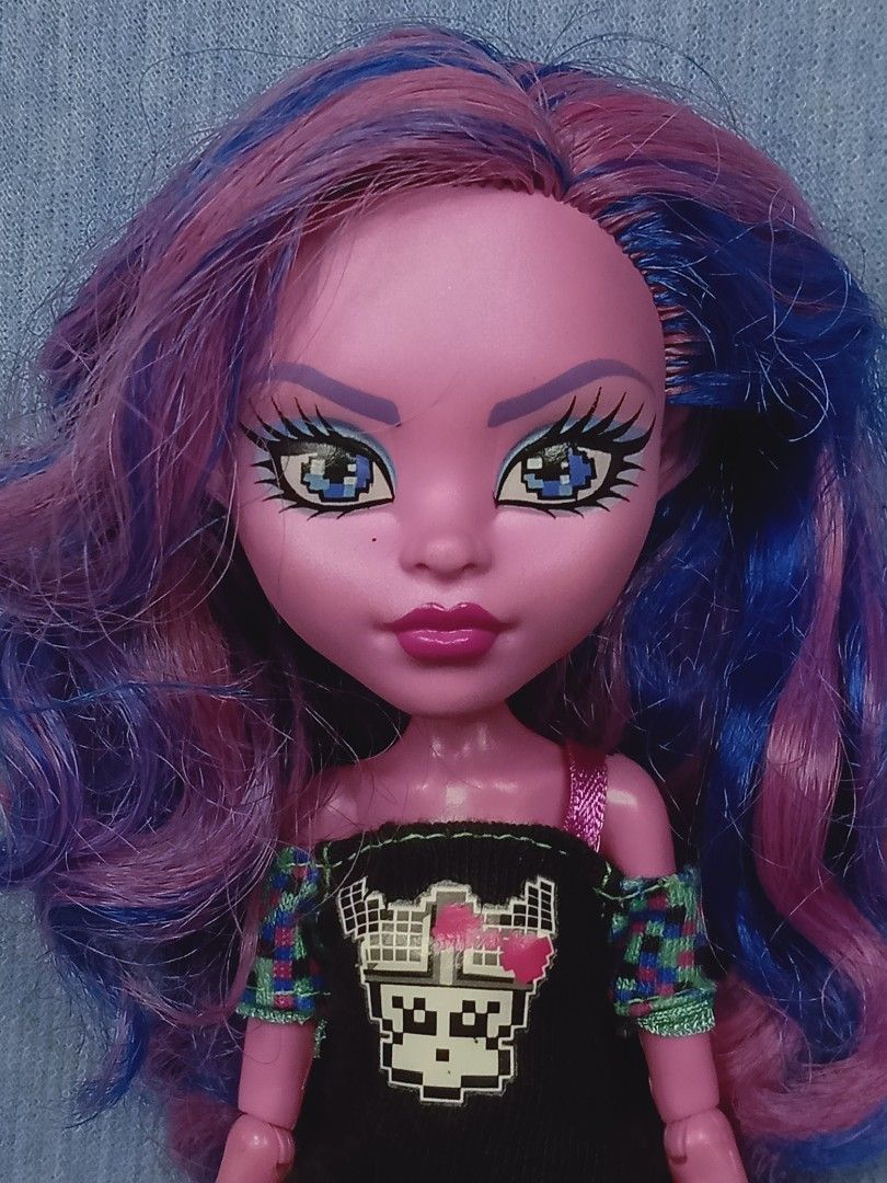 Monster High Kjersti Trollson Doll, Hobbies & Toys, Toys & Games on ...