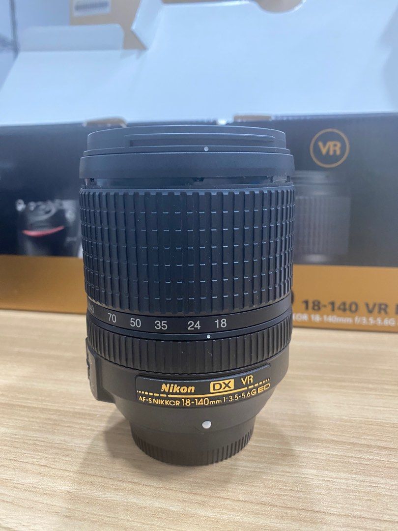 Nikon D7200 18-140 VR Kit, Photography, Lens & Kits on Carousell