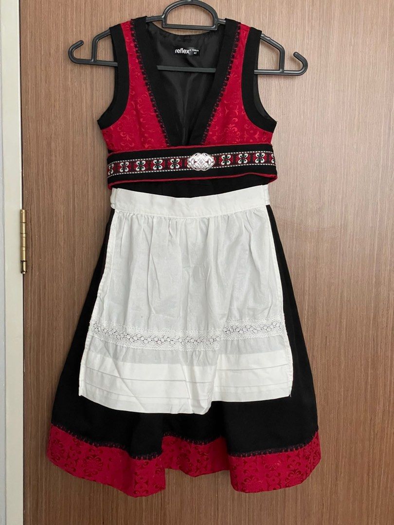 Norwegian girl traditional costume ‘Bunad’ 4Y, Babies & Kids, Babies ...