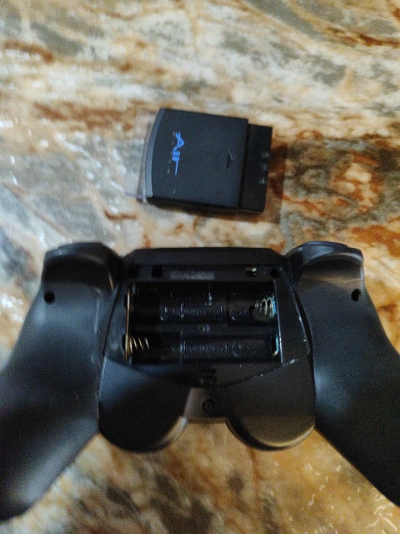 Ps2 wireless third party controller with receiver, Video Gaming, Gaming ...