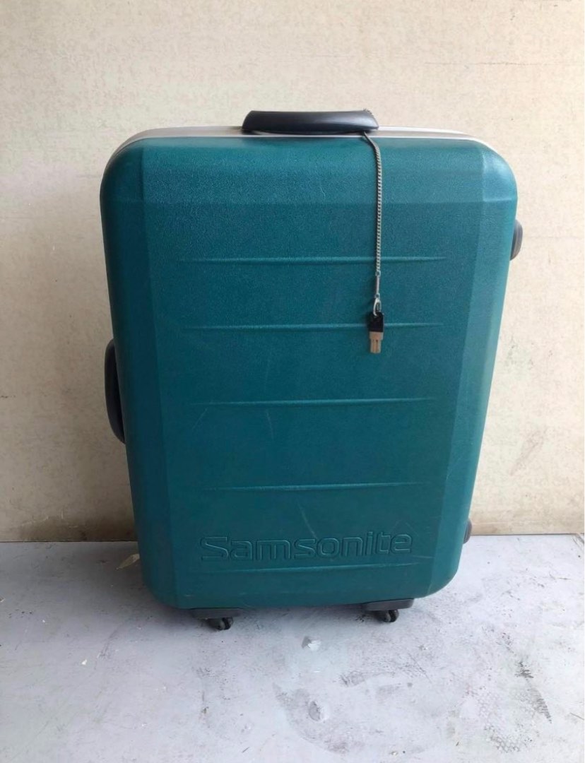 Samsonite XL Luggage, Hobbies & Toys, Travel, Luggage on Carousell