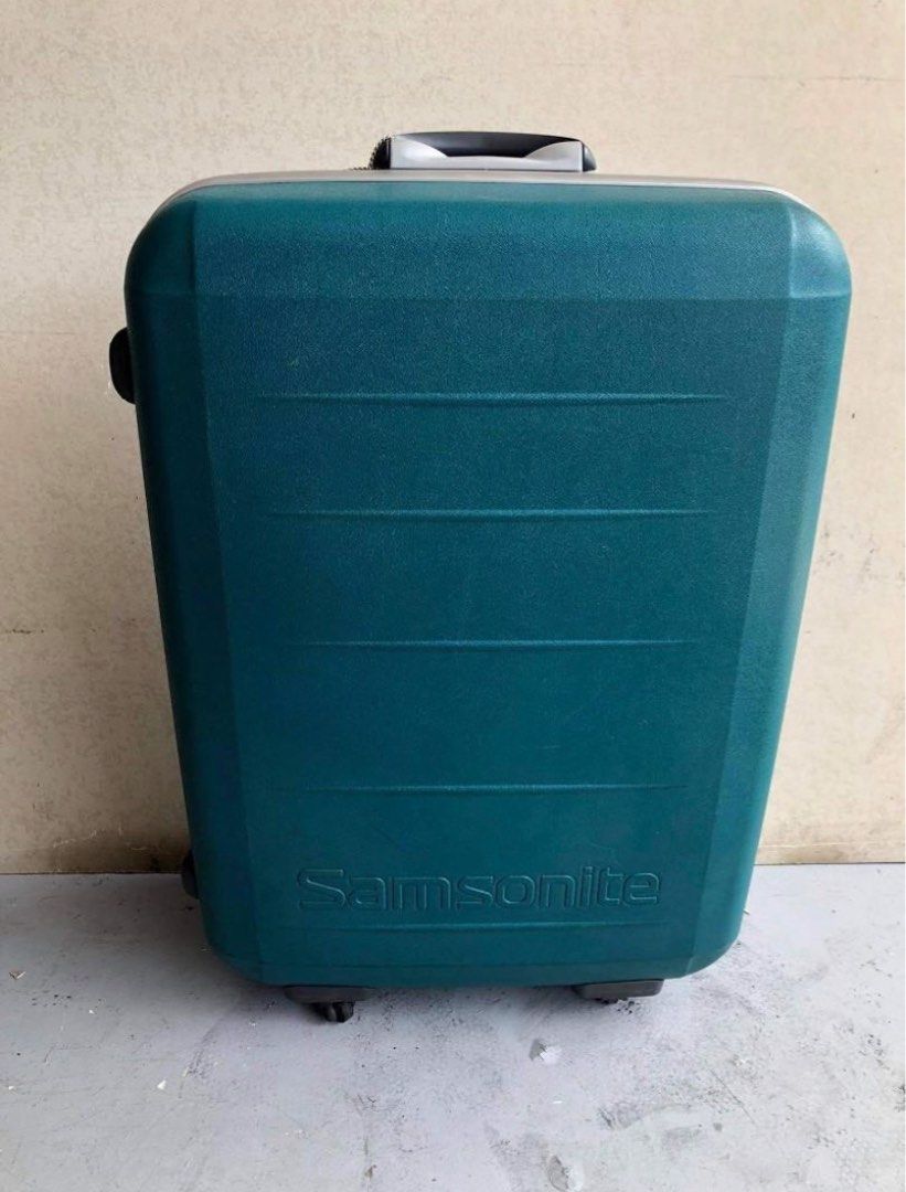 Samsonite XL Luggage, Hobbies & Toys, Travel, Luggage on Carousell