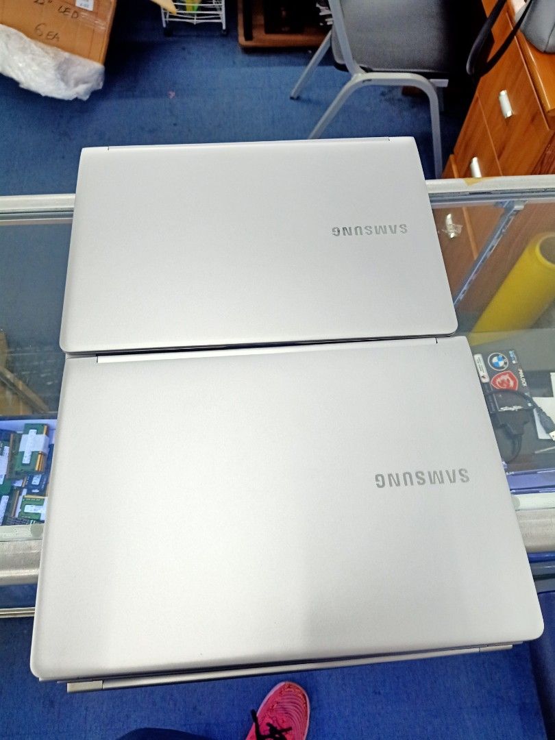 SAMSUNG, Computers & Tech, Laptops & Notebooks on Carousell