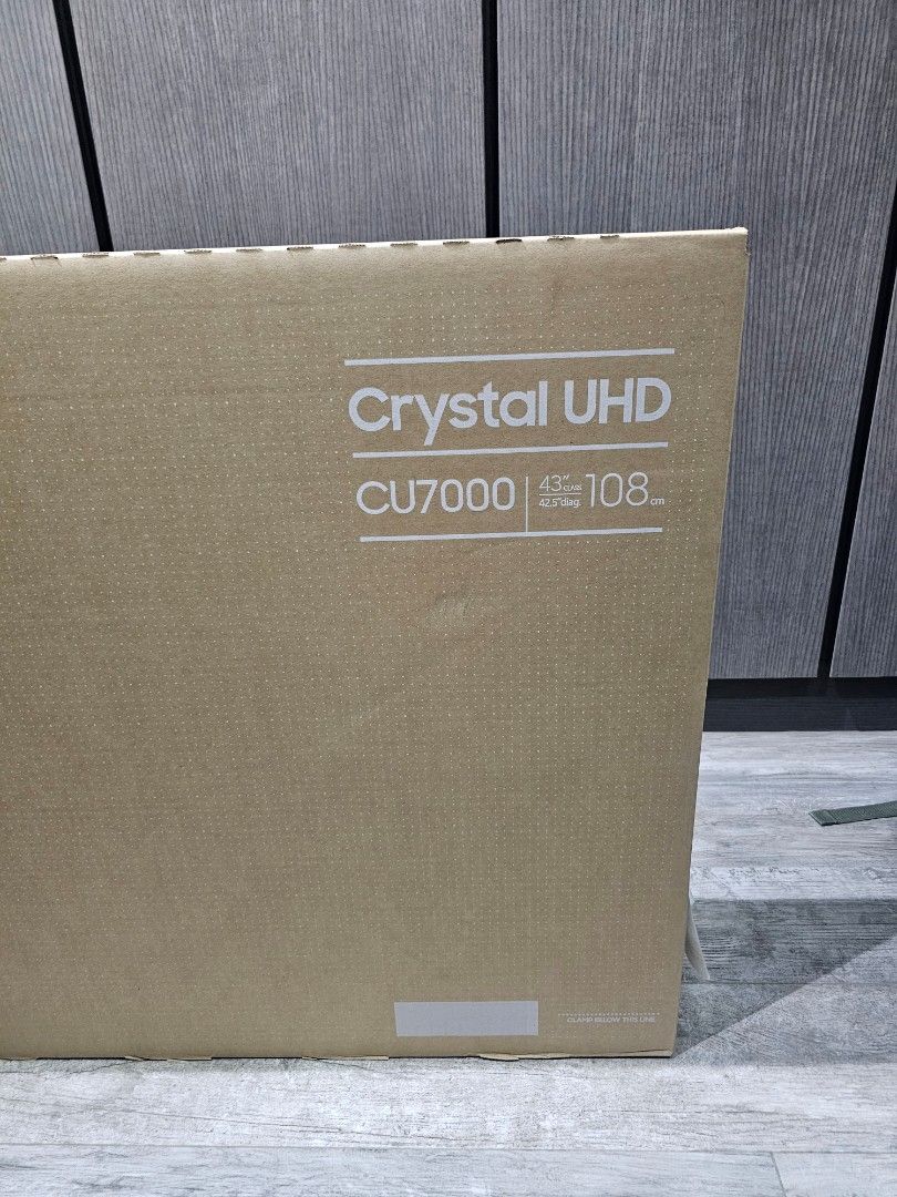 Samsung Crystal UHD CU7000 43", TV & Home Appliances, TV ...