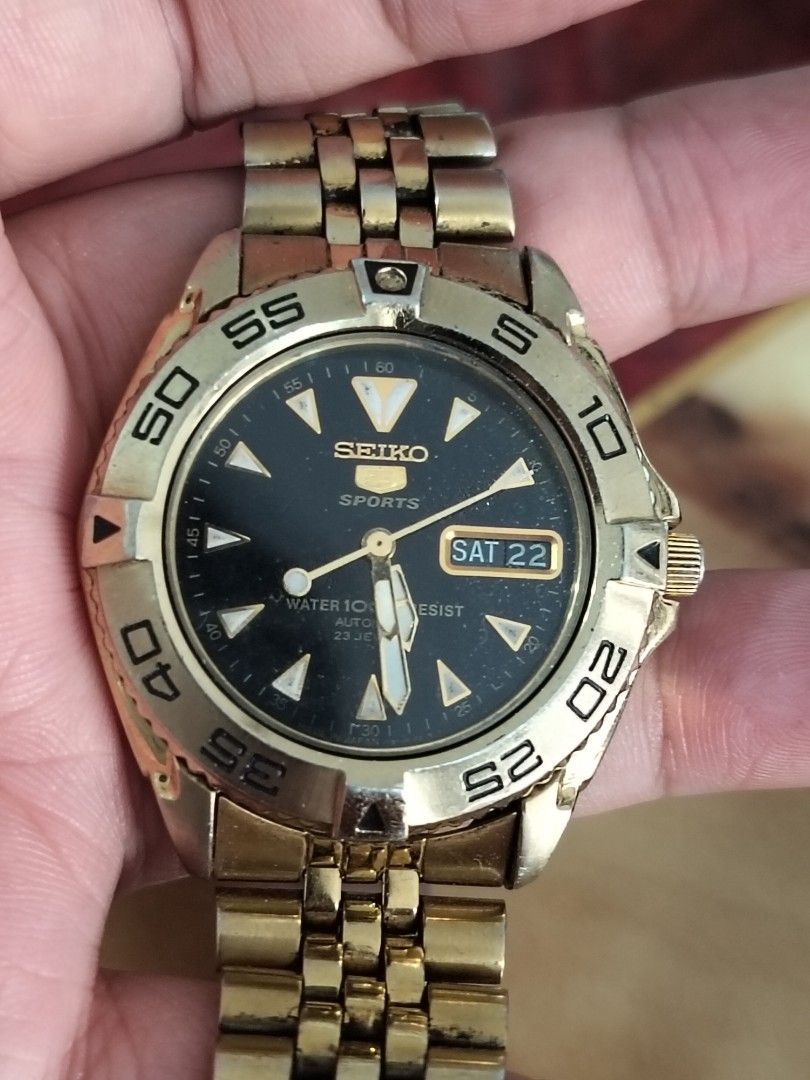 Seiko 5 Sports Gold - Automatic, Men's Fashion, Watches & Accessories ...