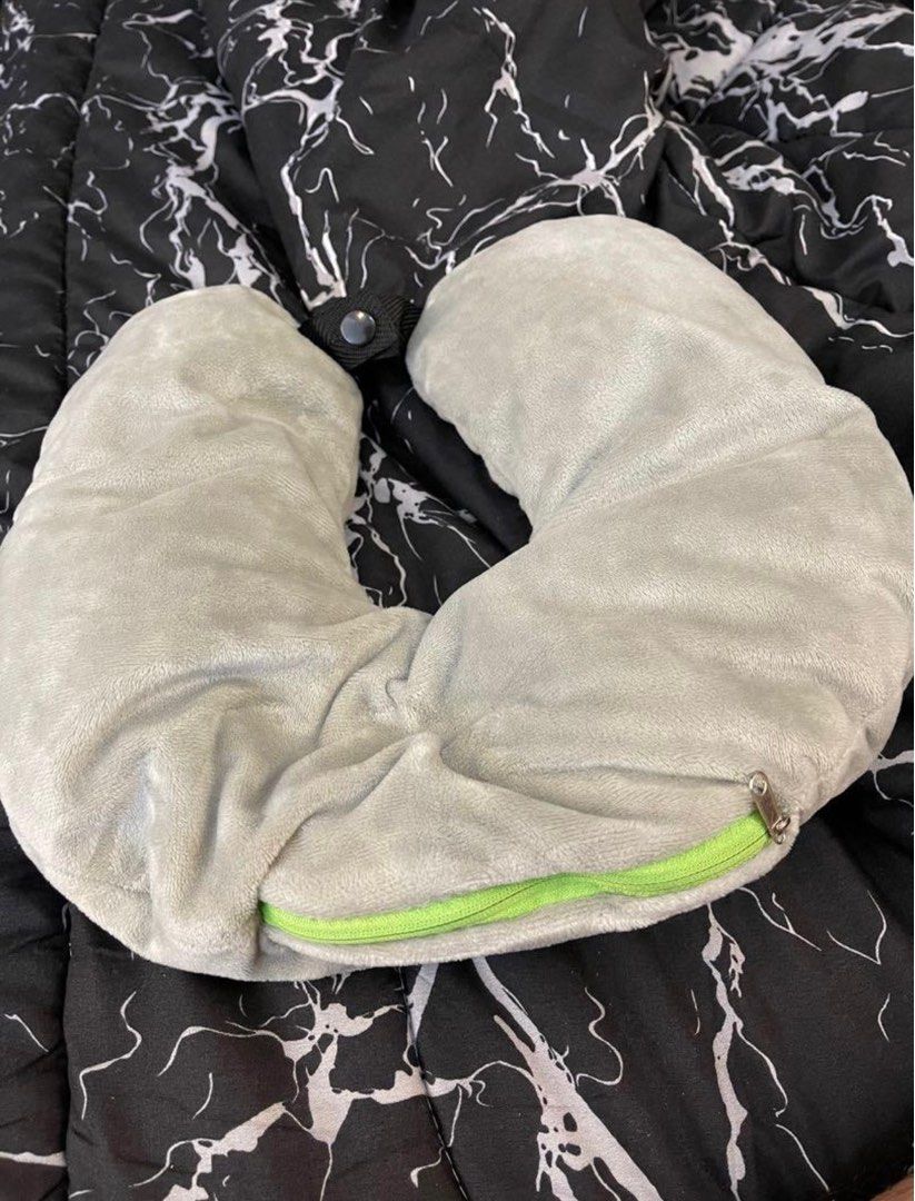SG Bus Plushie/Neck Pillow, Hobbies & Toys, Toys & Games on Carousell