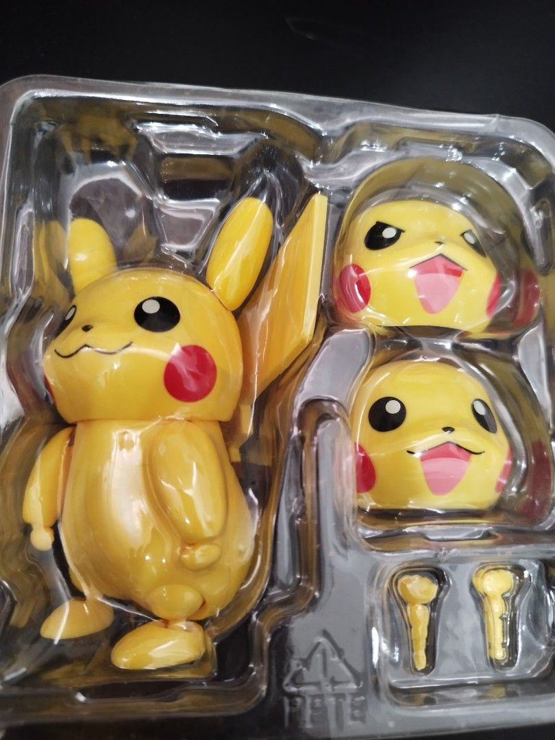 SHF Figuarts pikachu pokemon original, Toys & Collectibles, Mainan di ...