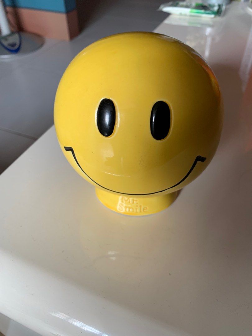 Smiley Piggy bank deposit, Hobbies & Toys, Memorabilia & Collectibles ...