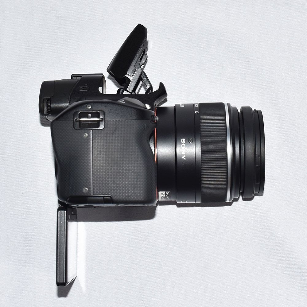 Sony Alpha DSLT A55 with 18-55mm AF lens(with Sony camera bag ...