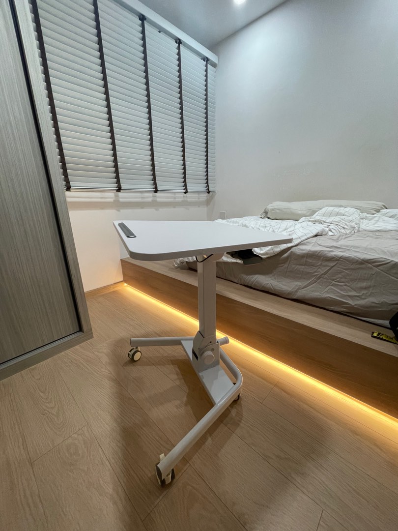 study table, Furniture & Home Living, Furniture, Tables & Sets on Carousell