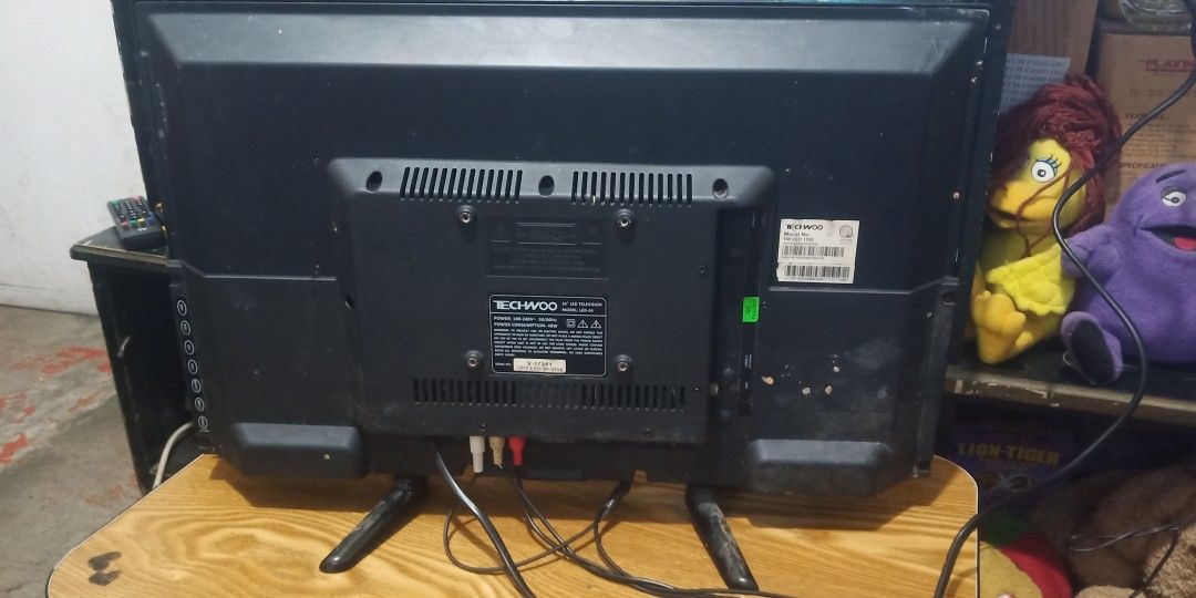 Techwoo led tv 24 inch (not smart tv), TV & Home Appliances, TV ...