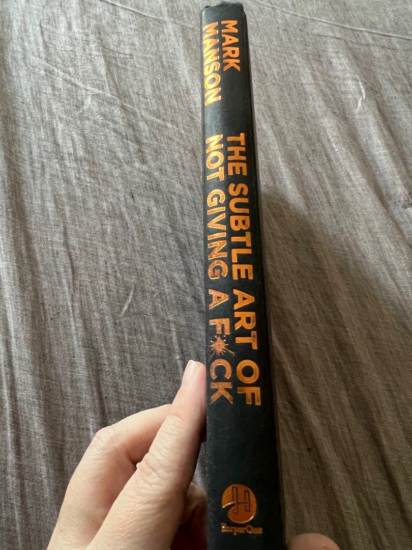 The Subtle Art of Not Giving a Fuck - Mark Mason, Hobbies & Toys, Books ...