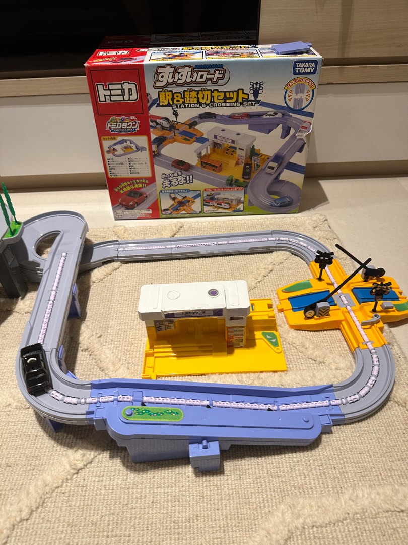 Tomica car road set, Hobbies & Toys, Toys & Games on Carousell