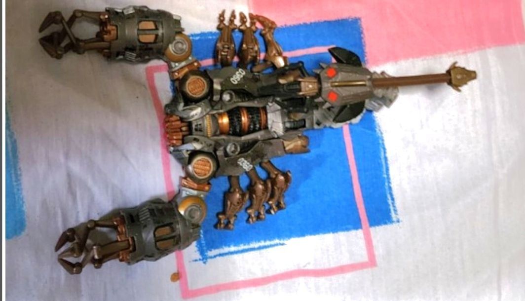 Transformers movie scorponok, Hobbies & Toys, Toys & Games on Carousell