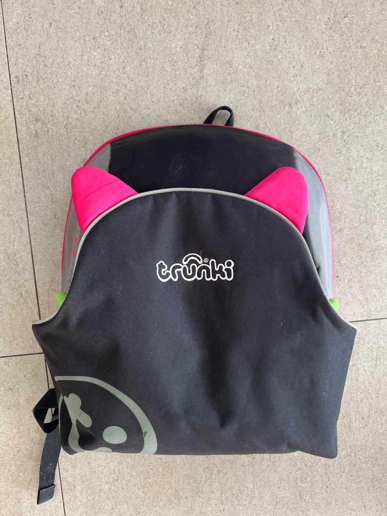 Trunki booster pac, Babies & Kids, Going Out, Car Seats on Carousell