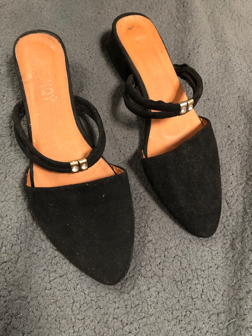 Two way Sandals on Carousell