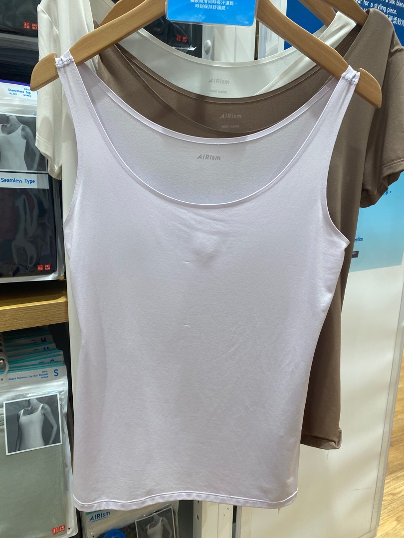 全新Uniqlo Airsim 女裝無䄂背心/男裝短袖打底衫, 女裝, 上衣, 背心 - Carousell