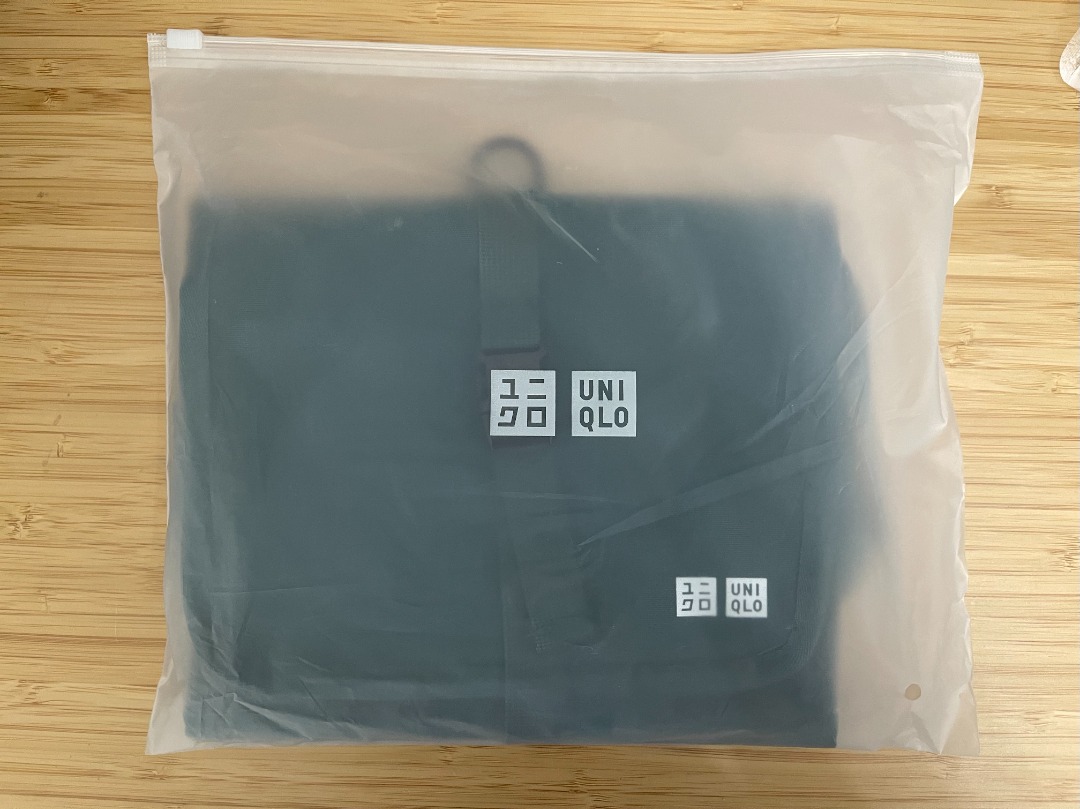 UNIQLO Travel Bag Organiser with Detachable Pouch, Furniture & Home ...