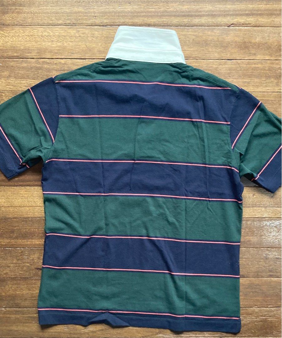 UNIQLO "Uniform ng Bayan" Rugger Dark Green Polo Shirt on Carousell