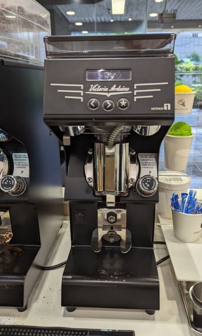 Victoria Arduino Mythos 1 Coffee Grinder, TV & Home Appliances, Kitchen ...