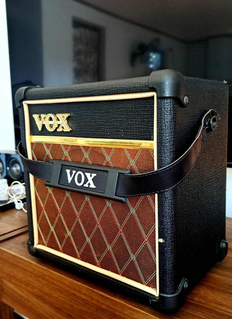 VOX DA-5 Classic Digital Guitar Amplifier on Carousell