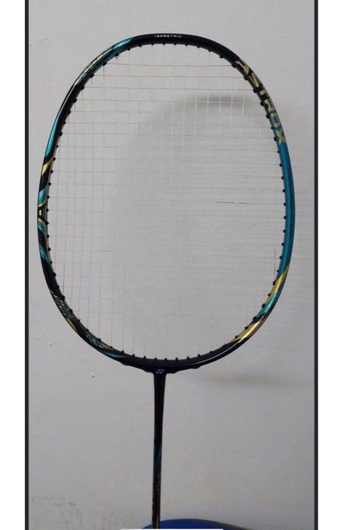 Yonex Badminton Racket 88S Pro 4UG5 with 27lbs string, Sports Equipment ...