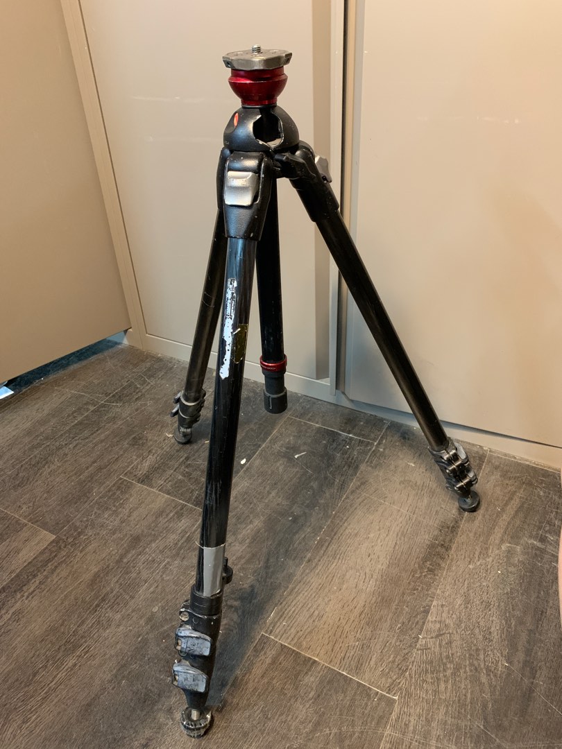 $300 Manfrotto 專業攝錄碳纖腳架 755MF3, 攝影器材, 攝影配件, 腳架 - Carousell