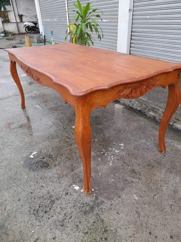 8 Seater Narra Dining Table on Carousell
