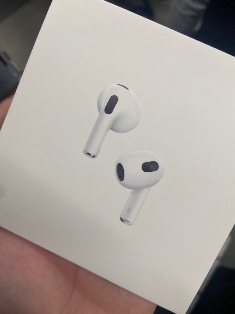 Airpods gen 3 apple lightning cable, Audio, Earphones on Carousell