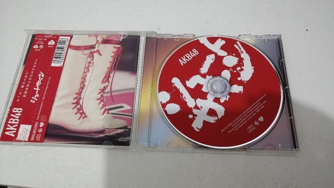 AKB48 CD ALBUM AND PHOTOCARDS on Carousell