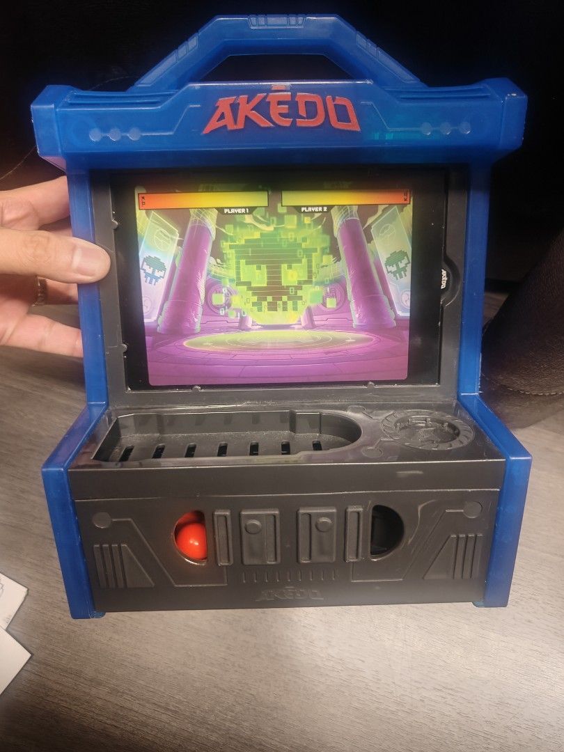 Akedo Collector Box + Figurines, Hobbies & Toys, Toys & Games on Carousell