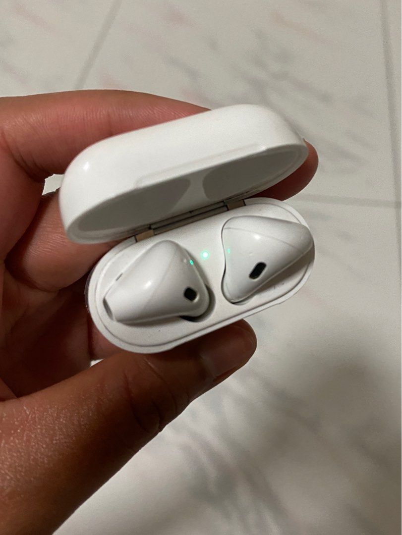 Apple Airpods Gen 1, Audio, Earphones on Carousell