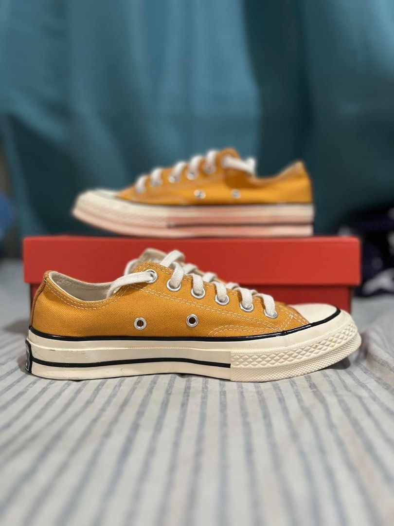AS PACK NIKE WAFFLE ONE & CONVERSE 70 on Carousell