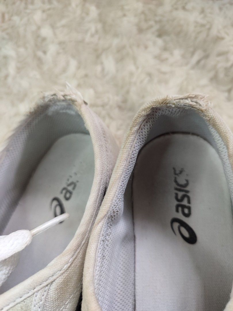 ASIC GEL black and white on Carousell