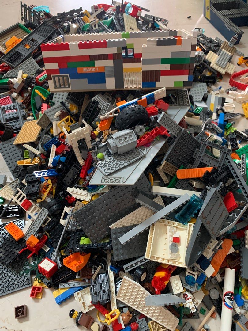 Assorted Lego (sell by Kg), Hobbies & Toys, Toys & Games on Carousell